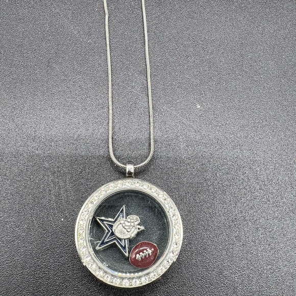 NFL | Jewelry | Living Locket Necklace Floating Charm Set Girl Scouts ...
